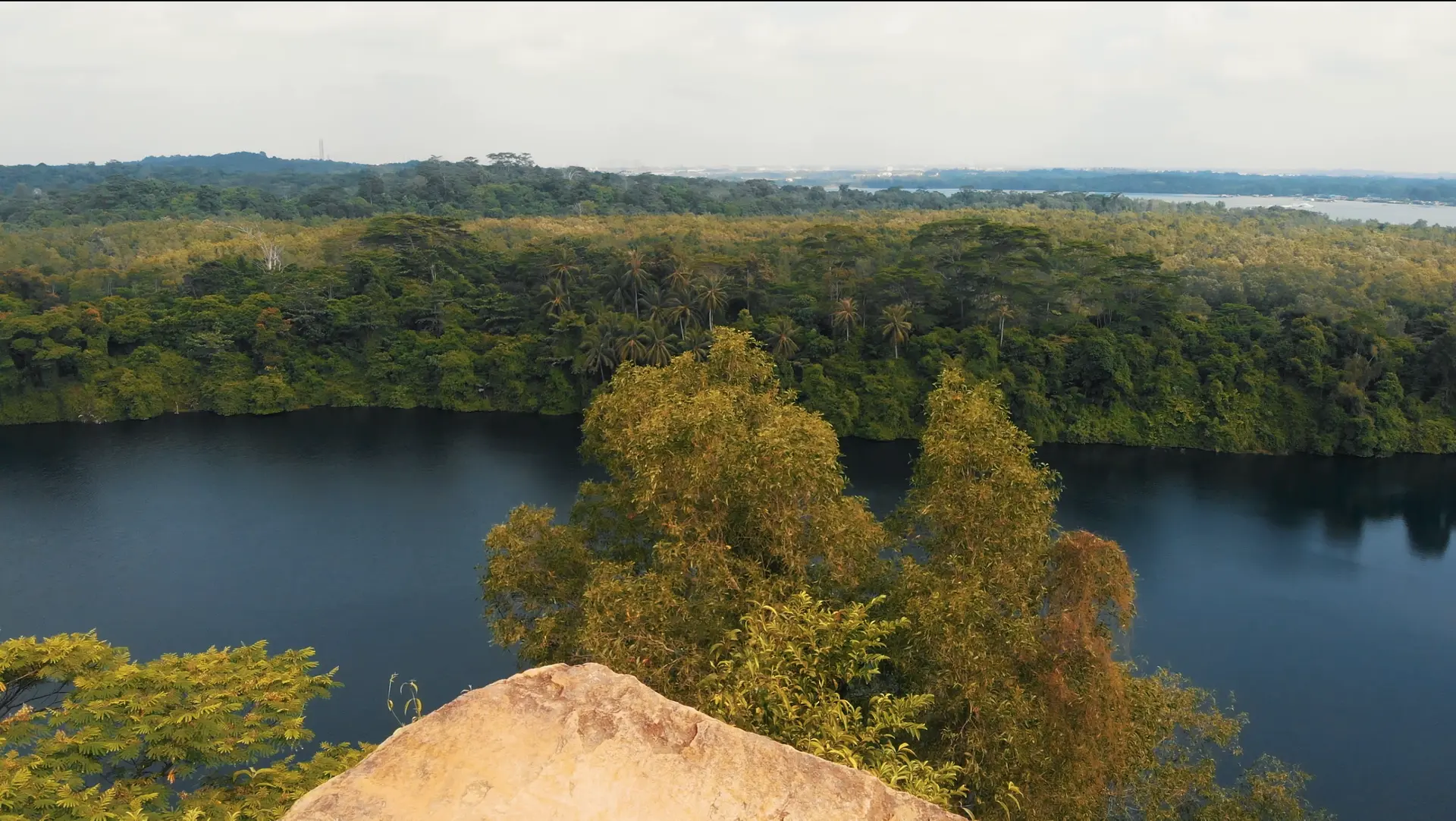 Dark Blue Lake Green Foliage, Bukit Puaka | Singapore Tourism Photos ...