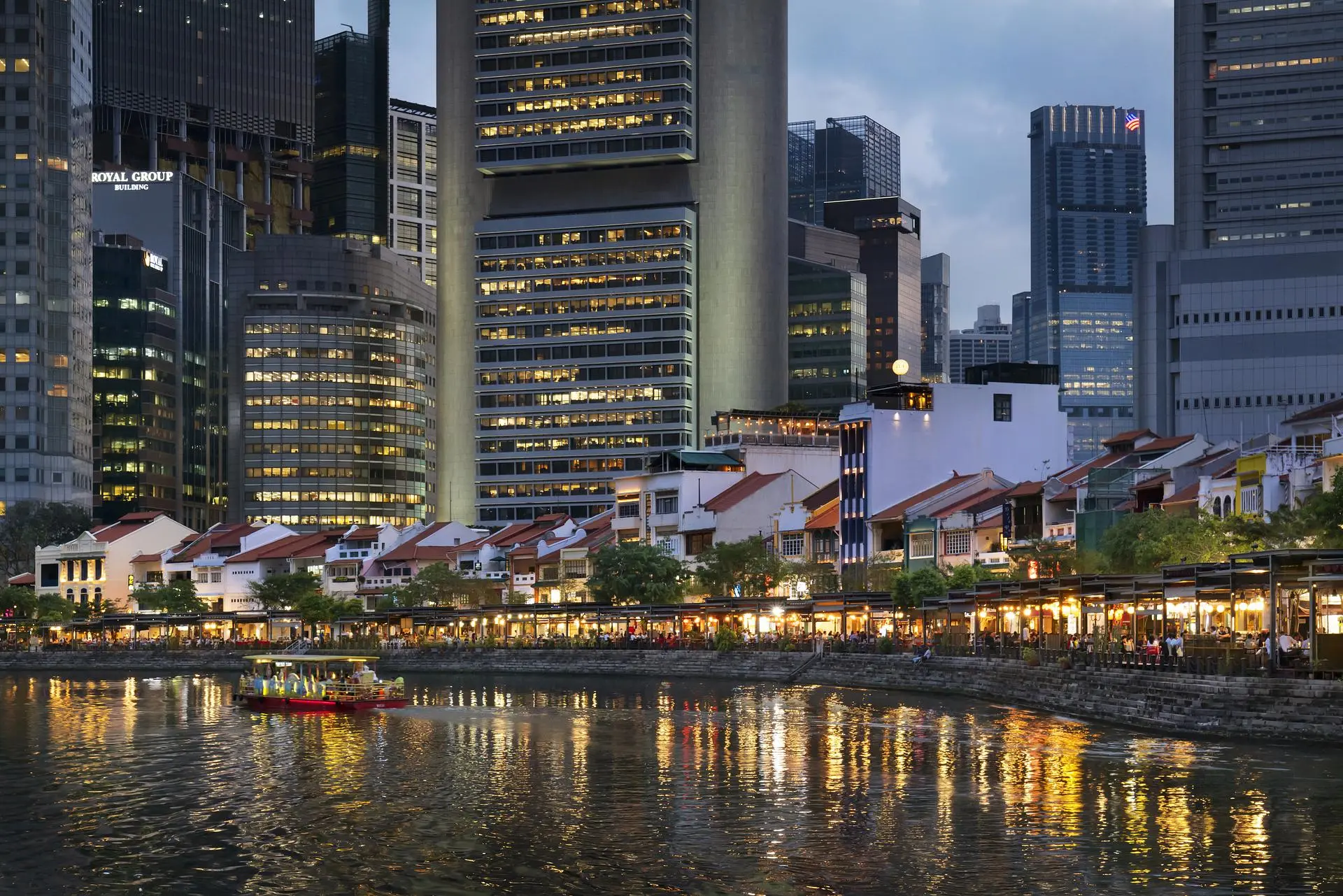 Evening City River Lights Reflection, Boat Quay | Singapore Tourism ...